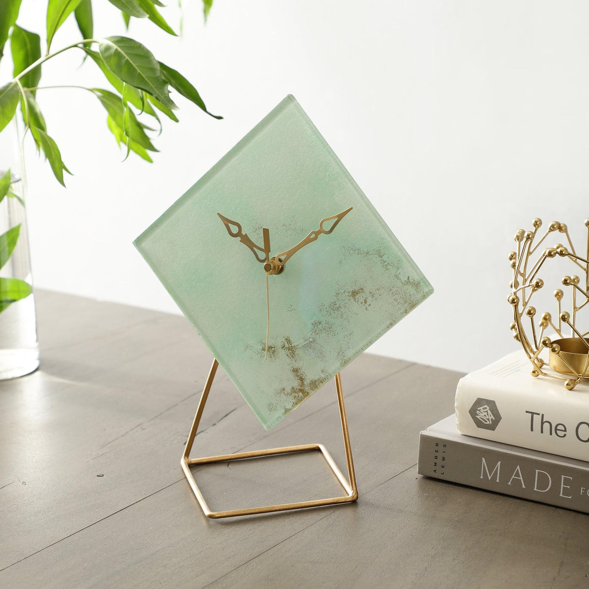 Hannah Glass Embossed Table Clock - IKIRU