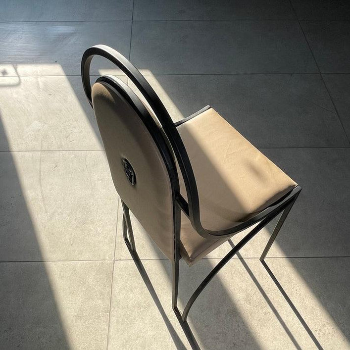 Anatomy Ear Chair | Seating Chairs For Living Room - IKIRU