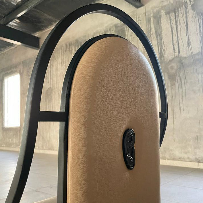 Anatomy Ear Chair | Seating Chairs For Living Room - IKIRU